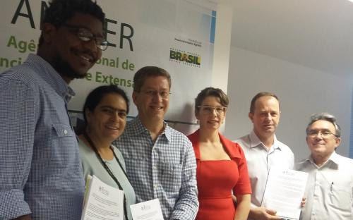 Presidentes do Condraf entregam documento final da 2ª Cnater para ...